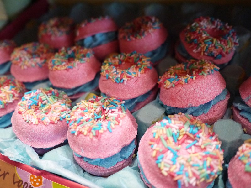 Bomb Cosmetics : L'explosion de bonheur ! - Happiness Maker