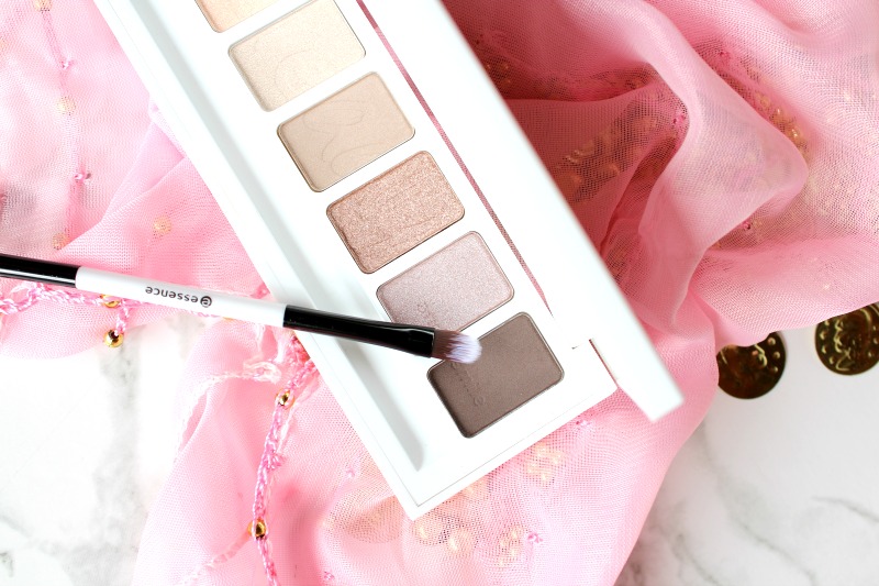 La palette get picture ready 1,2,3 smile d'Essence - Happiness Maker